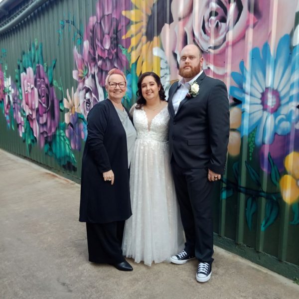 Kiss Kiss Weddings – Pat Haynes - Australia's Wedding Guide